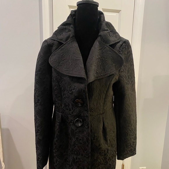 Charlie Paige | Jackets & Coats | Black Trench Coat With Wide Notched ...